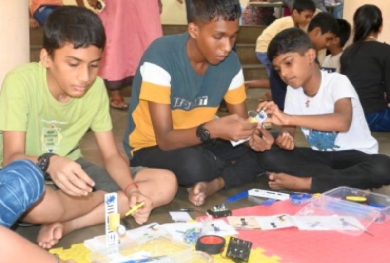 Curchorem Takes Pioneer Step in STEM Education with Innovative Robotics ...