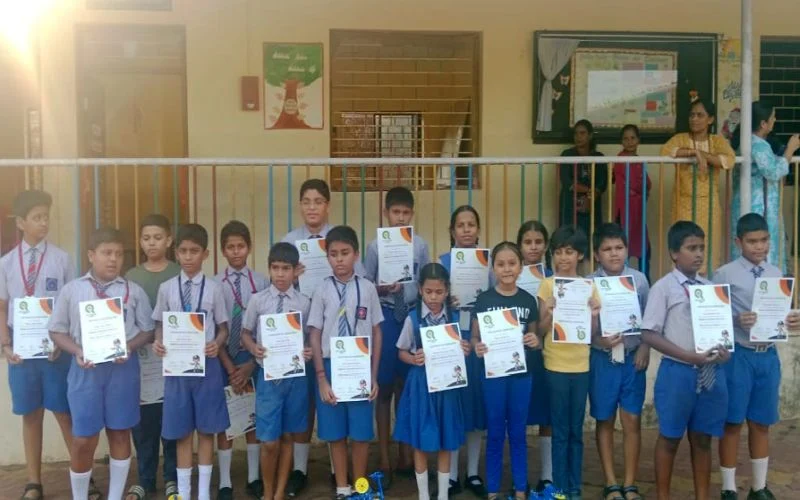 Distribution of Certificates on completion for Robotics Construction ...